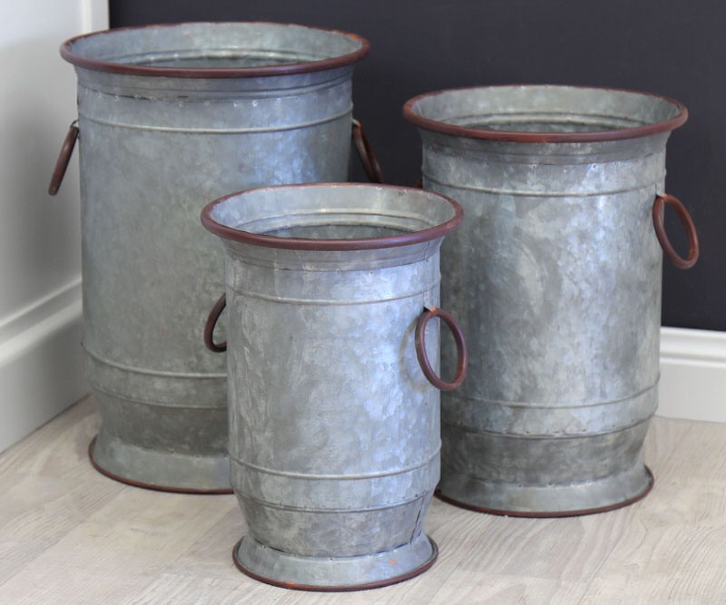 Hardwick Metal Planter - Small