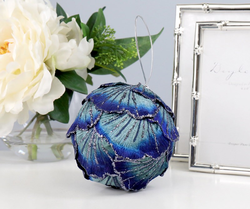 Set 2 Peacock Blue Tree Baubles 6cm