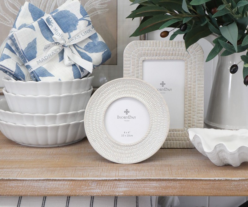 Round Sandy Cape Photo Frame - 4x4"