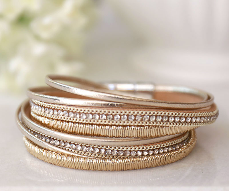 Jewellery online - Earrings, necklace, bracelets at French Knot