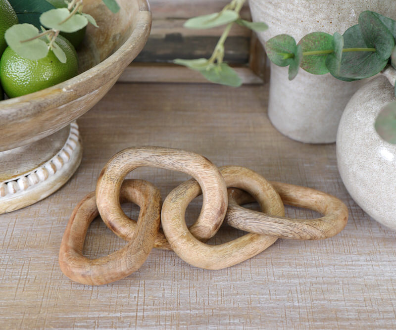 Arras Wooden Chain Link Sculpture