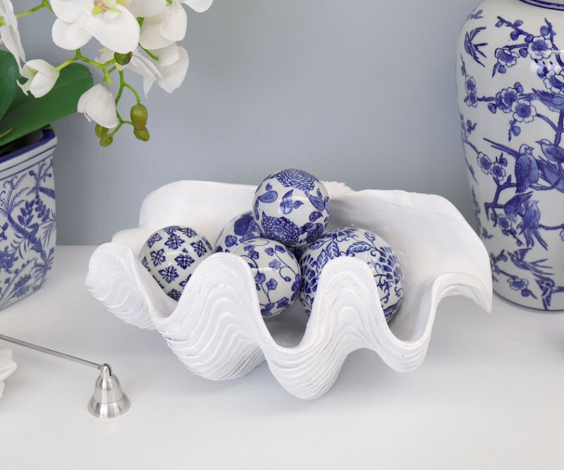Providence White Clam Shell Decor