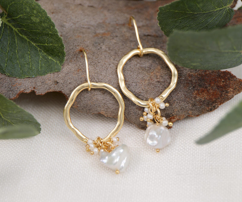 Gabriella Freshwater Pearl & Gold Hoop Earrings