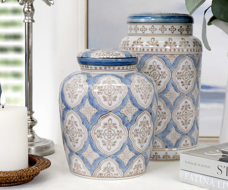 Round Carlisle Blue Ginger Jar