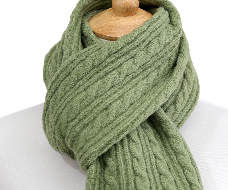 Sadie Green Cable Knit Scarf