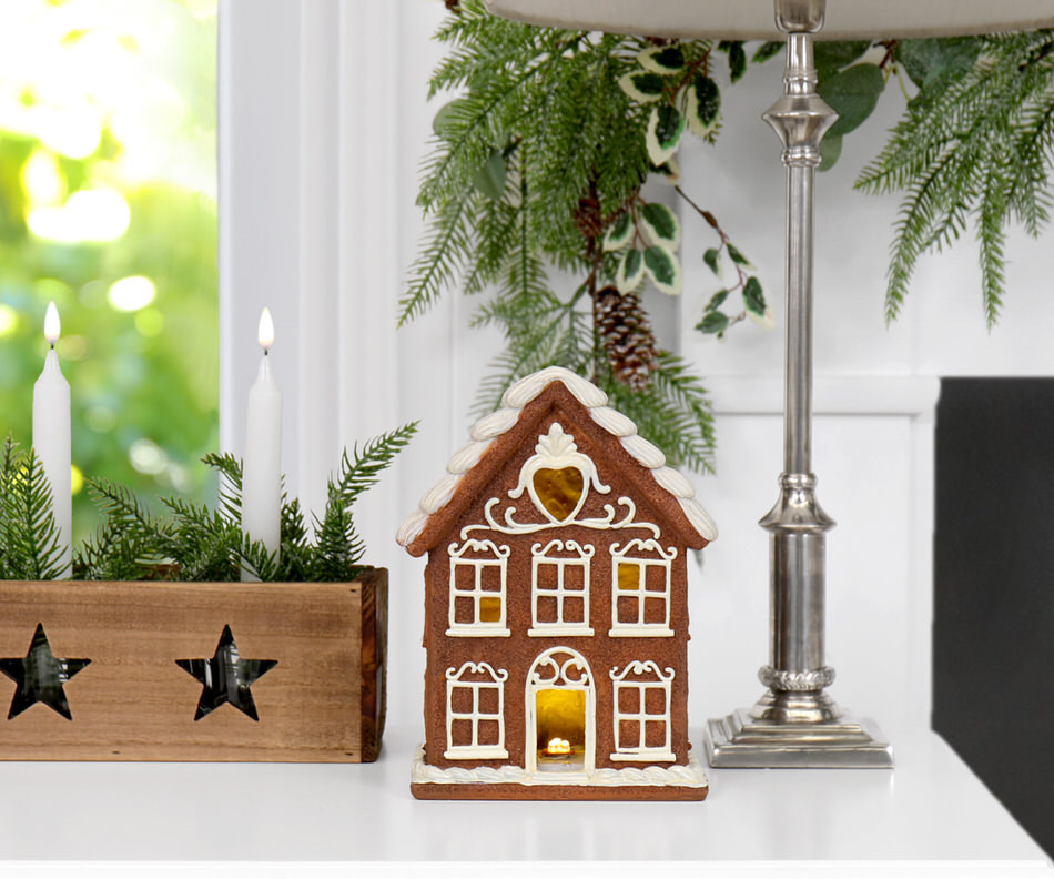 Large LED Snow Forest Gingerbread House - Gift ideas for that special ...