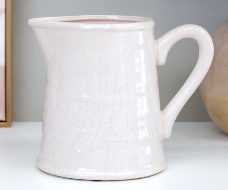 Farmhouse and country style home decor for the modern cottage