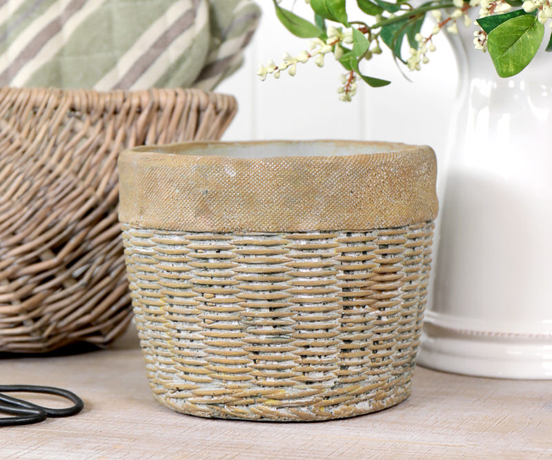 Carbini Rustic Planter Pot