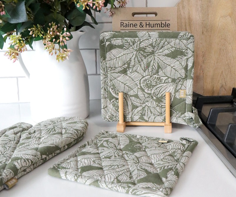 Olive Green Wild Fig Pot Holder