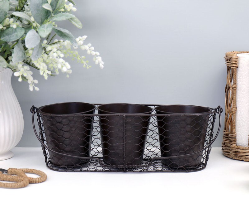 Bradfield Tin Pots in Wire Basket - Black