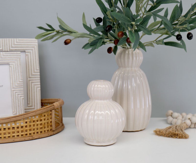 Barrera Ribbed White Vase - Tall