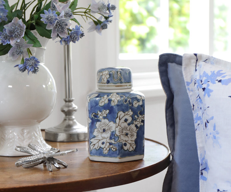 Columbine I Blue Ginger Jar - Hexagon